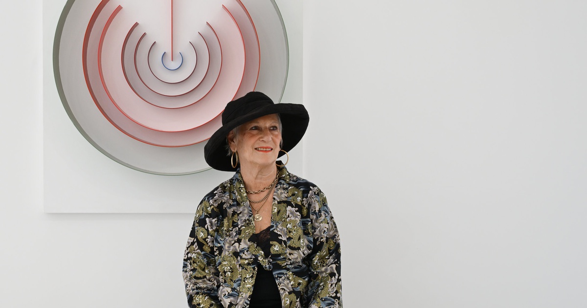 Suzanne Blank Redstone | Catching Light | 10 May - 28 Jun 2025 | CLOSE Ltd